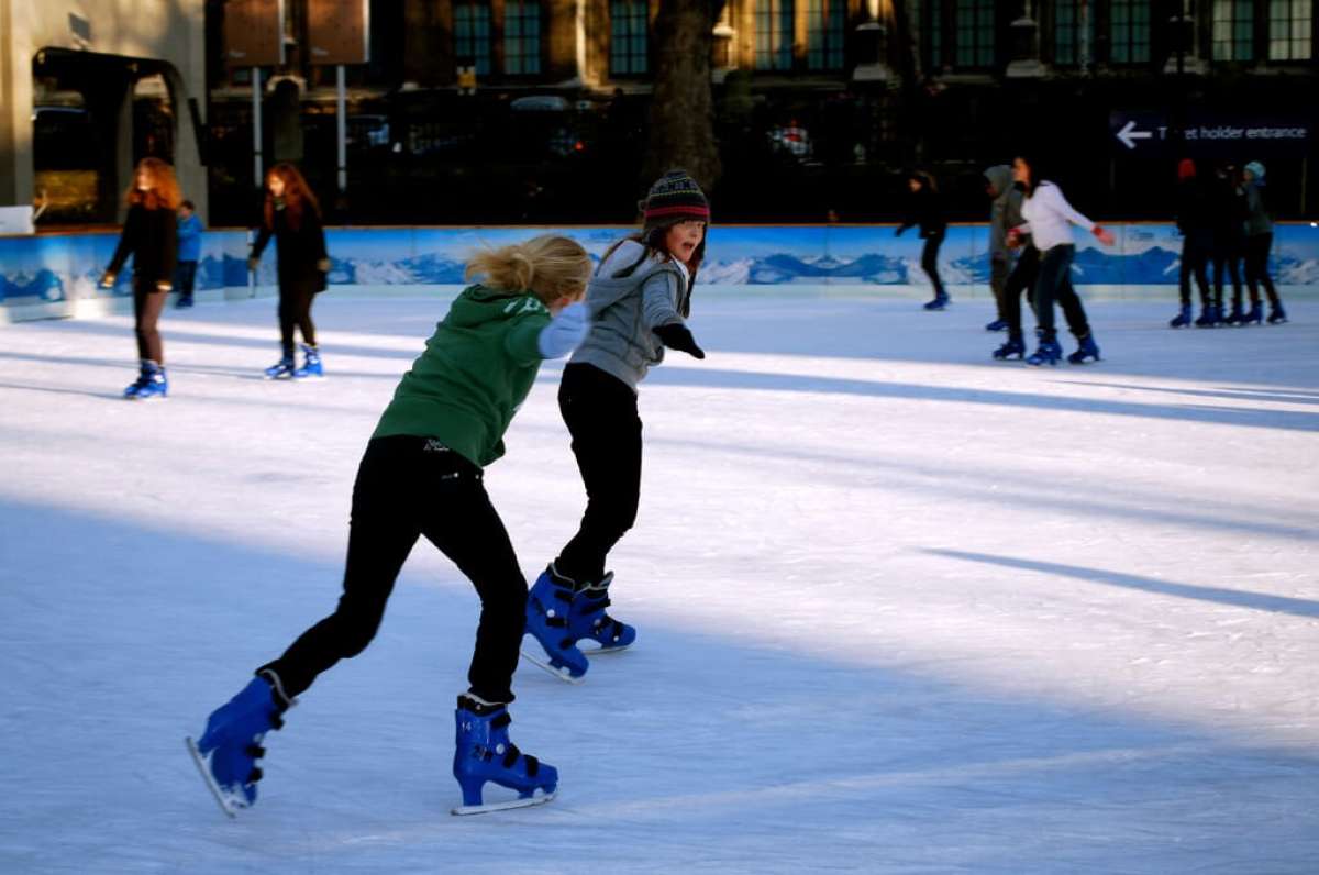 The Best Winter Sports for All Ages - FamilyEducation