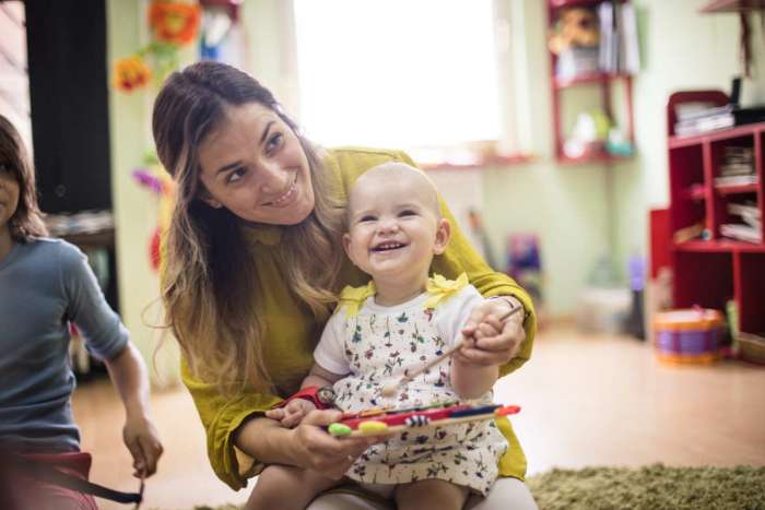 10 Ways You Can Help Your Baby Learn - FamilyEducation