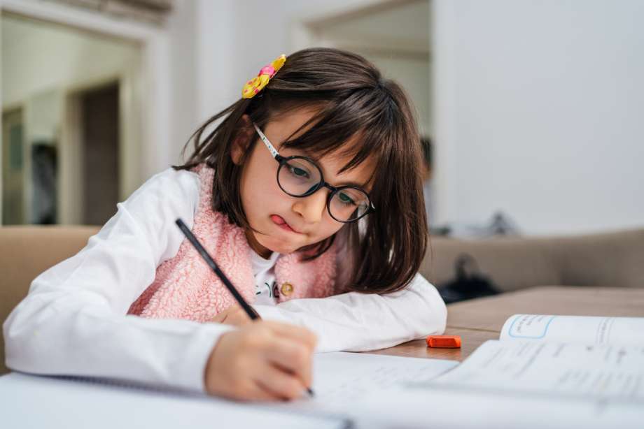 My Child is Writing Backward: Do They Have Dyslexia? - FamilyEducation