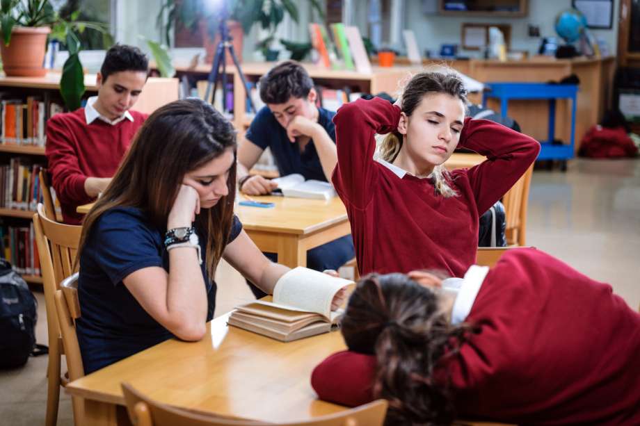 What to Do When Your Teen is Failing School and Doesn’t Care ...