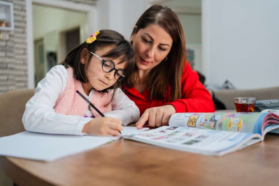 Why Are Some Kids Great Readers But Bad Spellers? - FamilyEducation